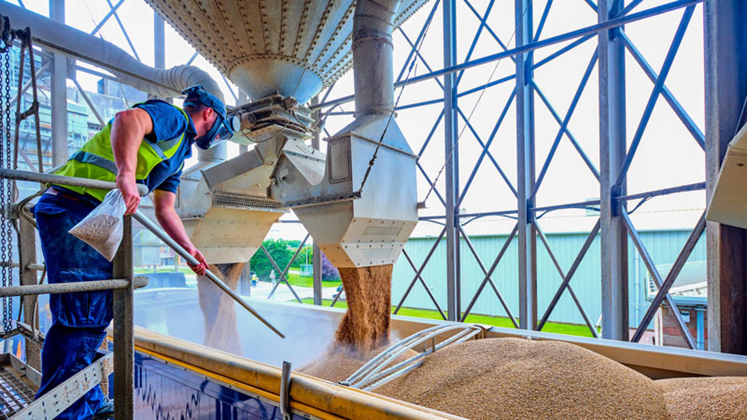 Simpsons Malt to use wind power for high-voltage electrical heating in ...