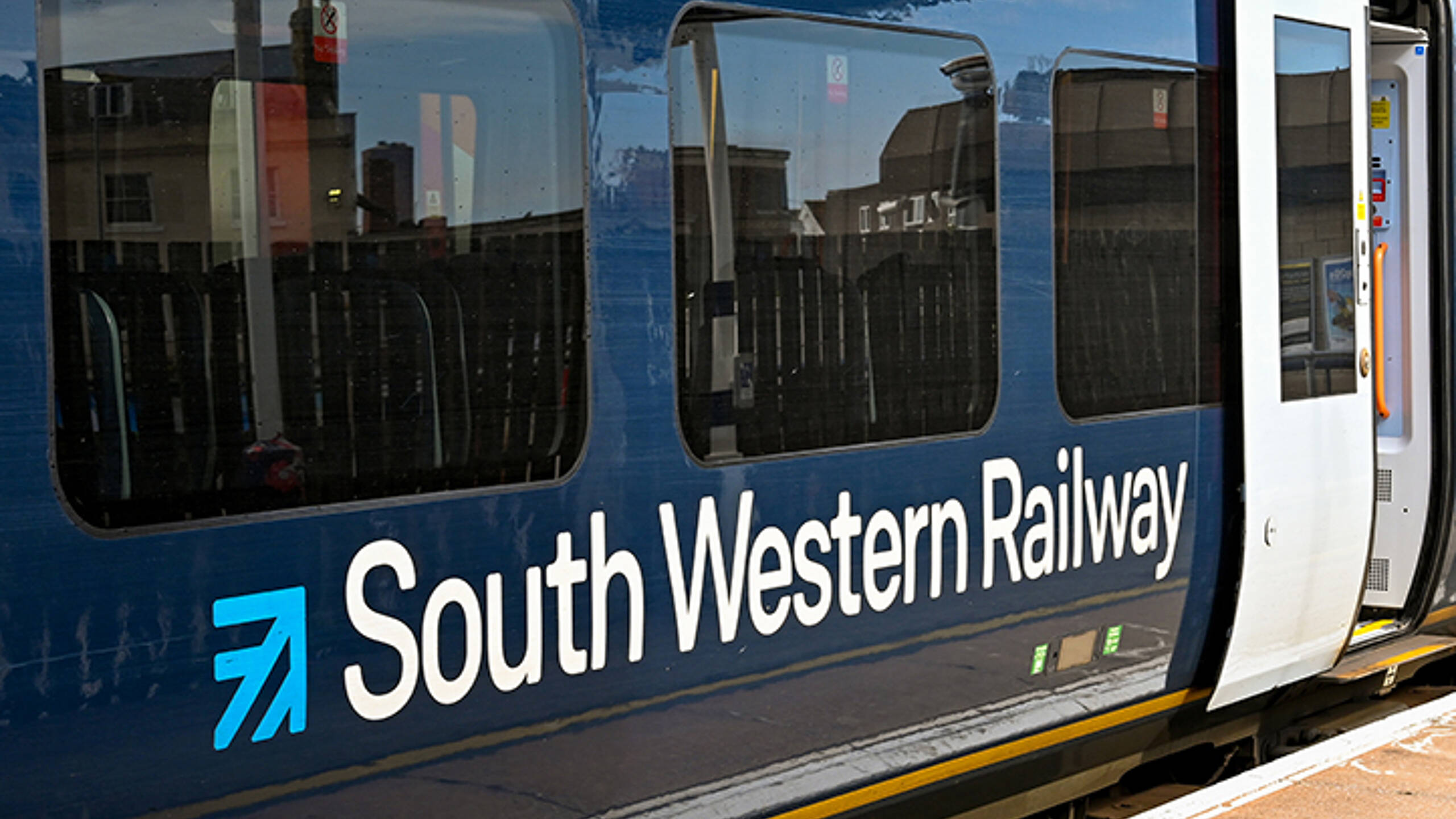 South Western Railway commits to net-zero emissions by 2040 - edie